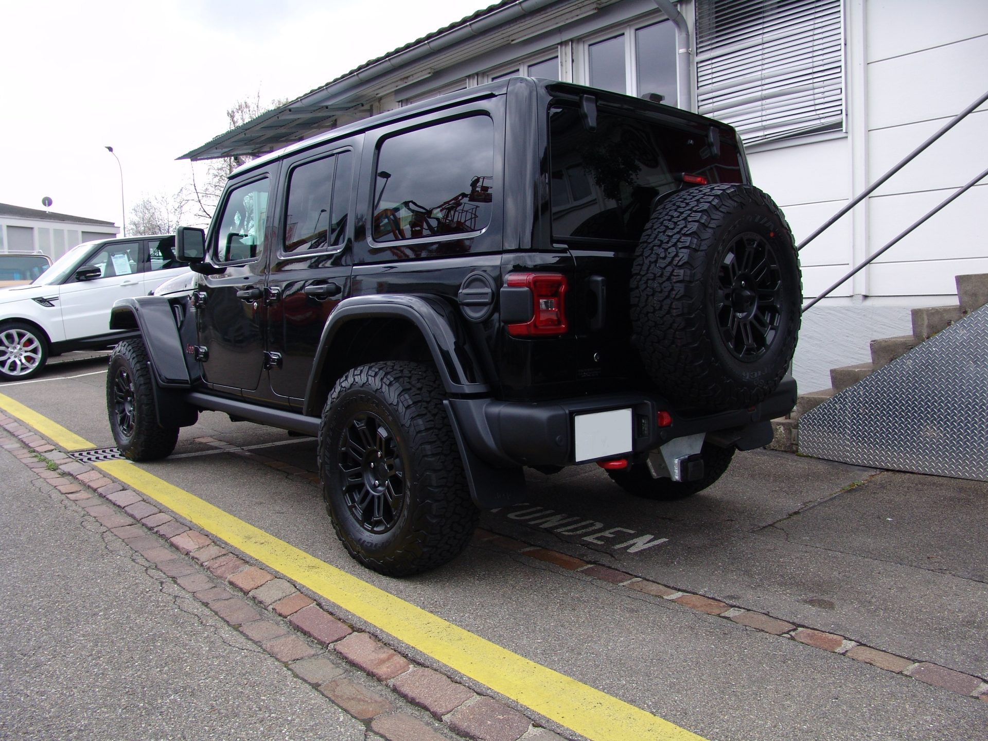 Wrangler JLU Rubicon Monster-Umbau - Calonder U.S. Car - Trucks & Parts ...