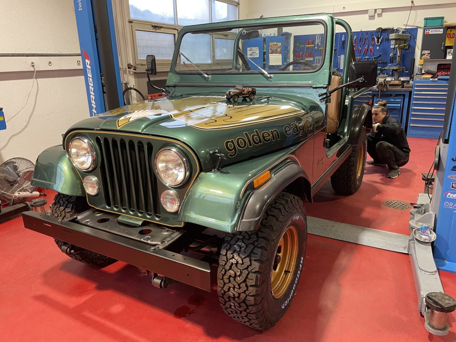 AMC CJ-7 Golden Eagle Cumberland-green - Calonder U.S. Car - Trucks ...